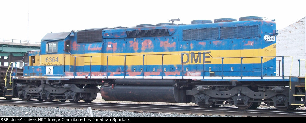 DME 6364, conductor's side,